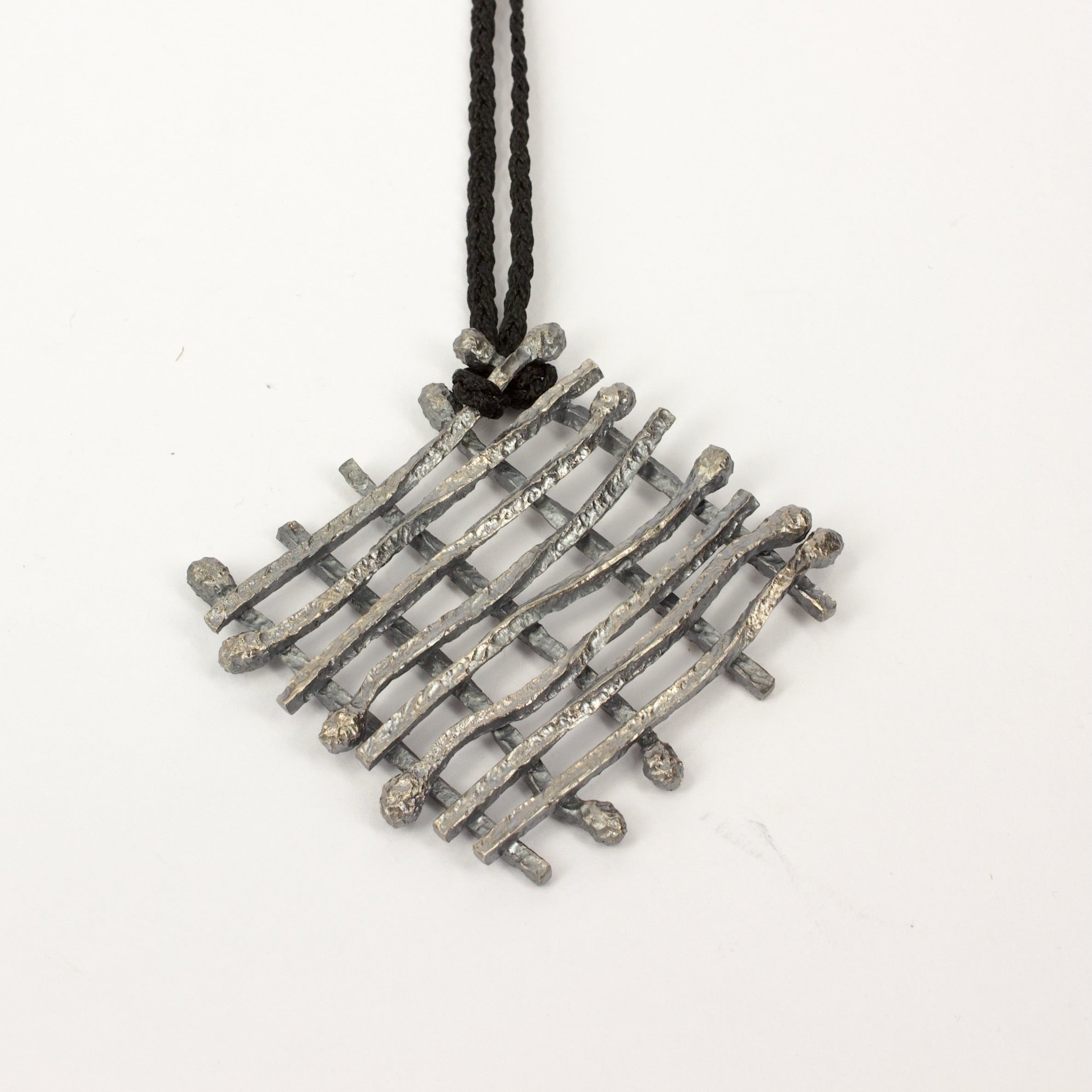 DM343C: Raft pendant – Quadrant Gallery