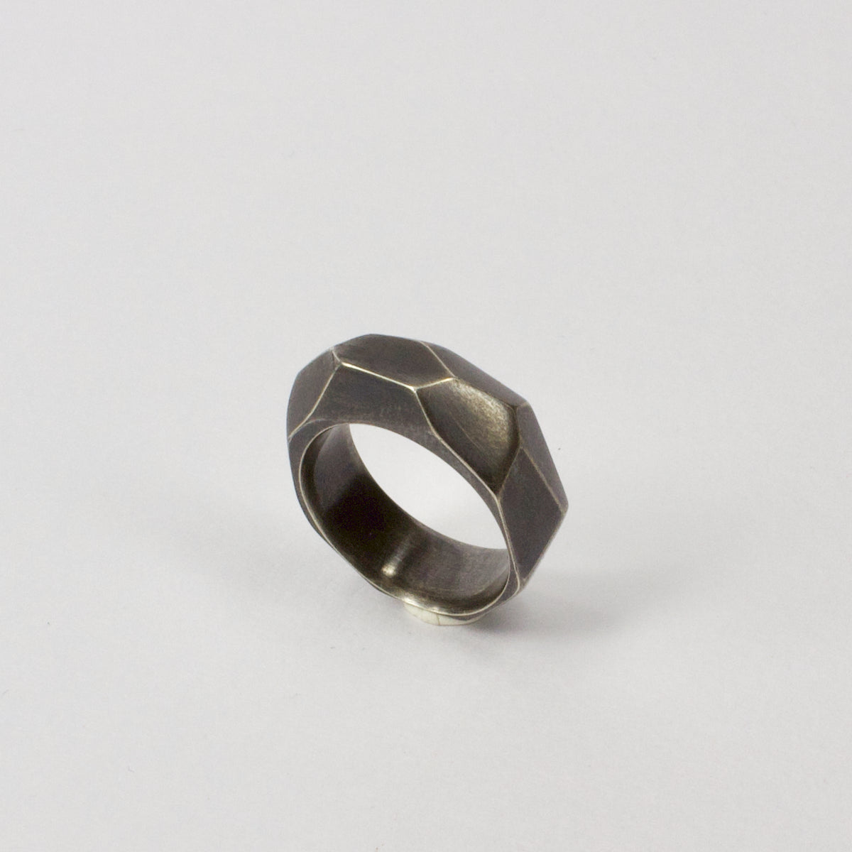 RK09: Geo ring – Quadrant Gallery